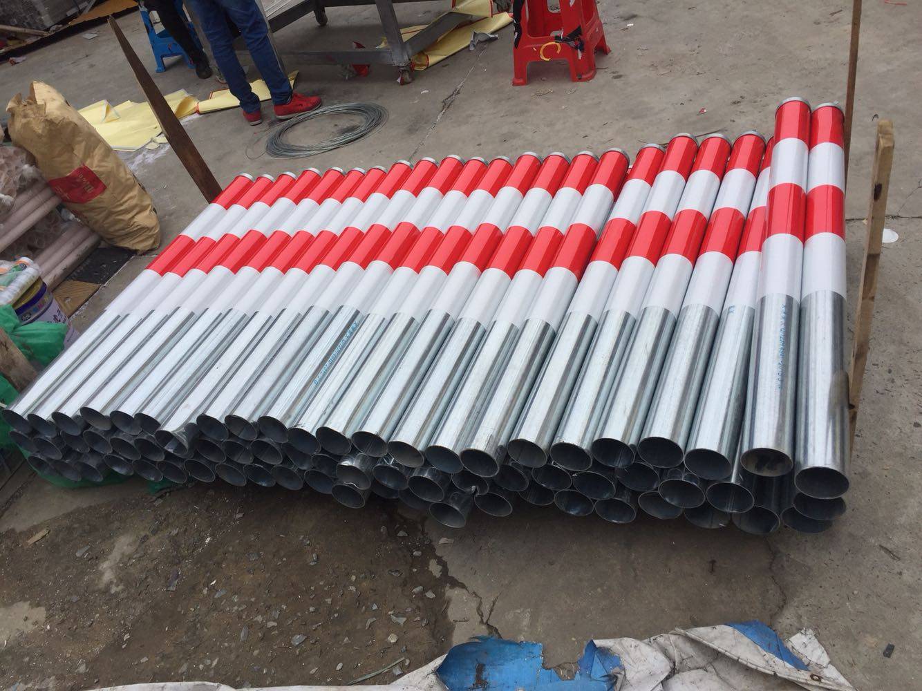 [USD 8.35] Anti-light warning column iron tube warning column red and ...