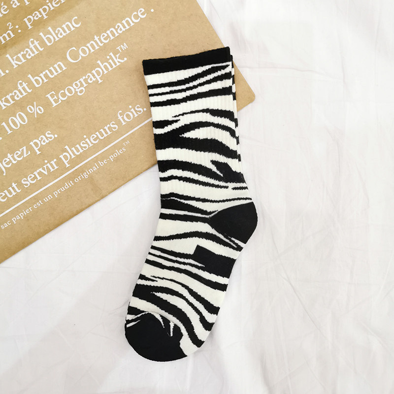 袜子长筒袜ins潮坚果爱妈咪袜子铺可爱黑白条男女奶牛复古潮PF109-阿里巴巴