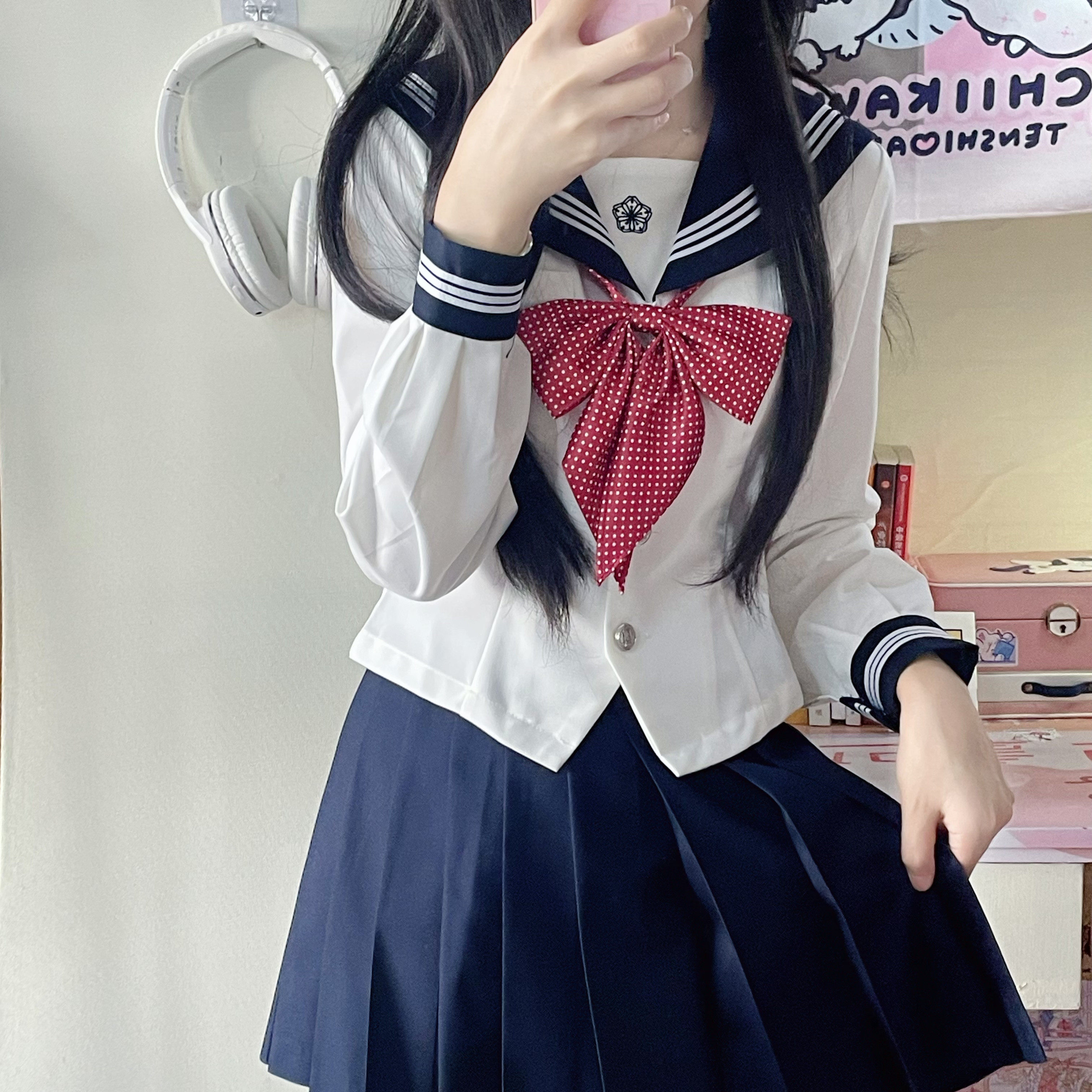 Shocked all over the internet! can jk uniform actually look classy ...