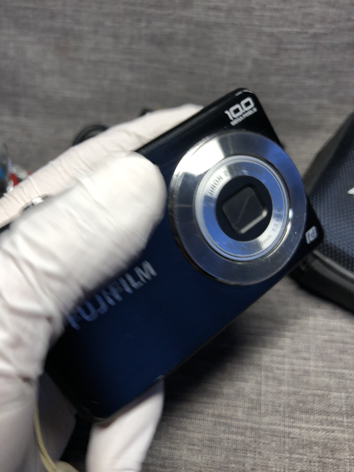 📸复古与科技的完美碰撞！ Fujifilm FinePix J25 CCD金属外壳胶片感1000W像素数码相机-旁轴相机-淘宝好物网