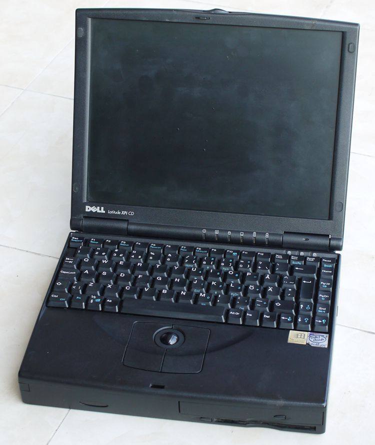 HIFIDIY论坛-古董收藏笔记本电脑：IBM ThinkPad 760EL、DELL Latitude XPi CD、NEC PC-9801 ...