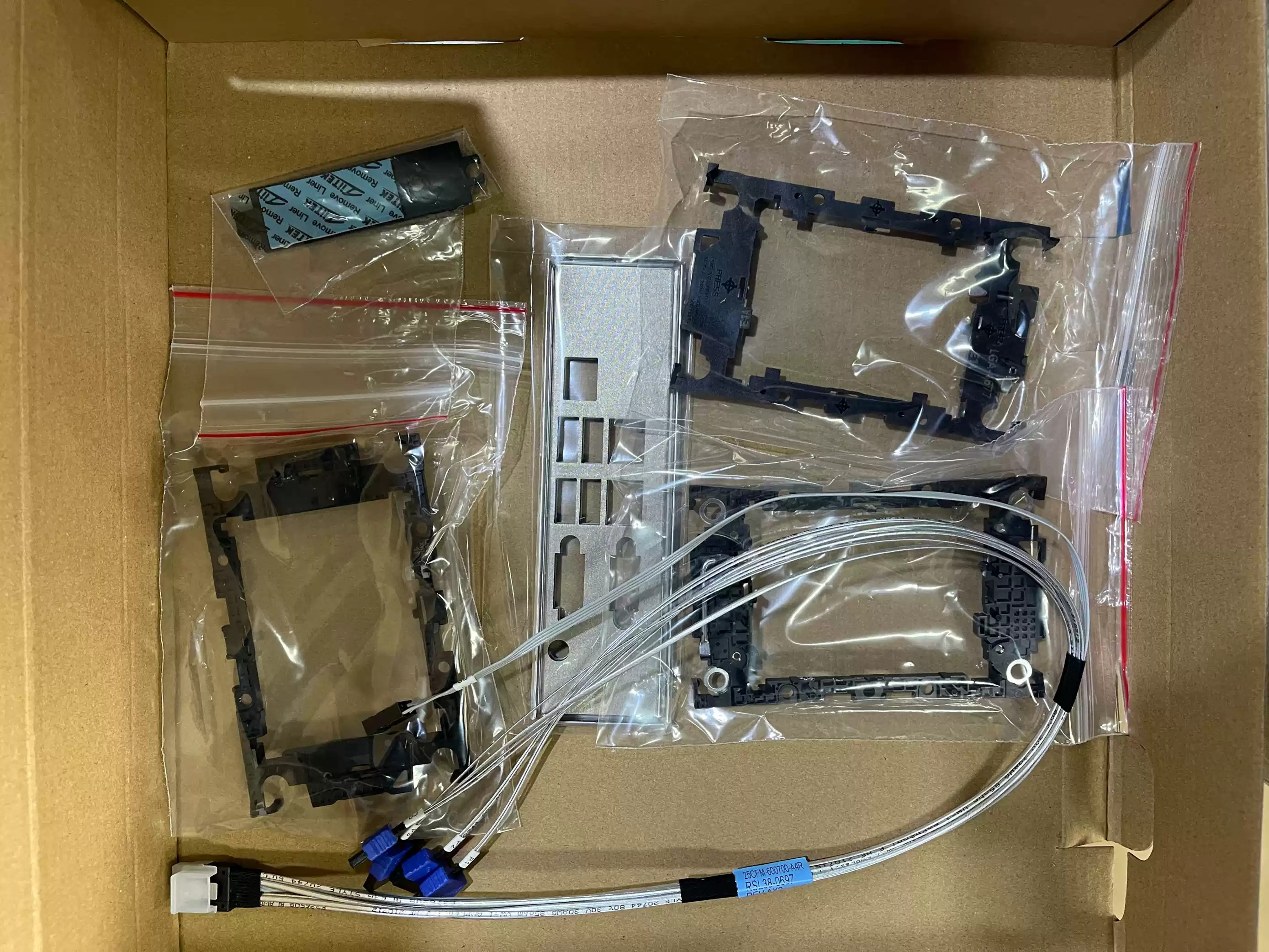 技嘉MS03-CE0伺服器主板 支援DDR5雙通道與IPMI M.2 高速伺服器主機板