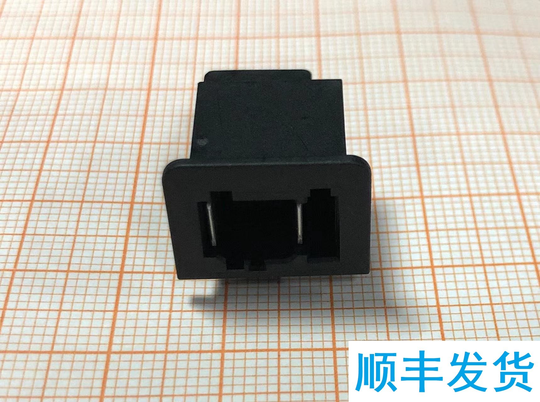 MATEnet 千兆车载以太网PCB连接器 公头 2304372-1 9-2304372-9