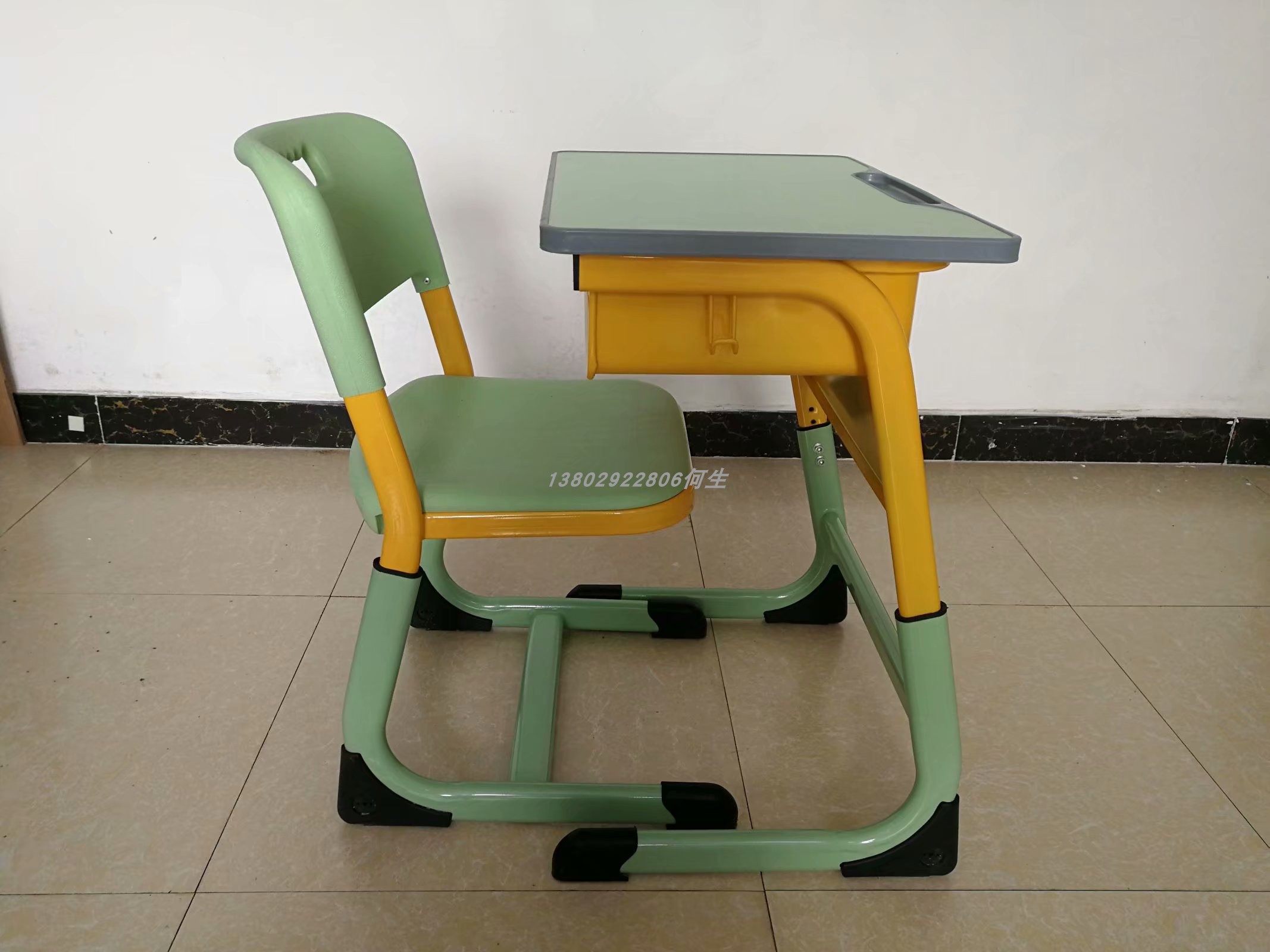 Training and remedial classes, desks and chairs, factory direct ...