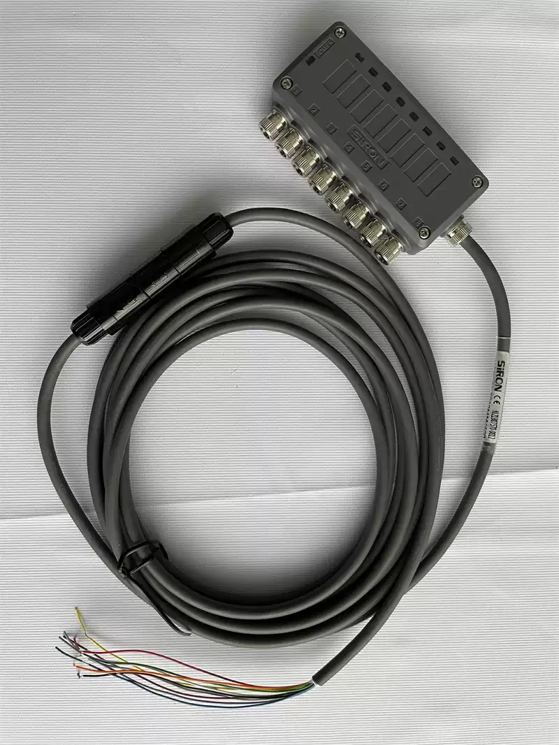 SIRON胜蓝防水Mini3线传感器接线盒H420-8系列工业LED设计