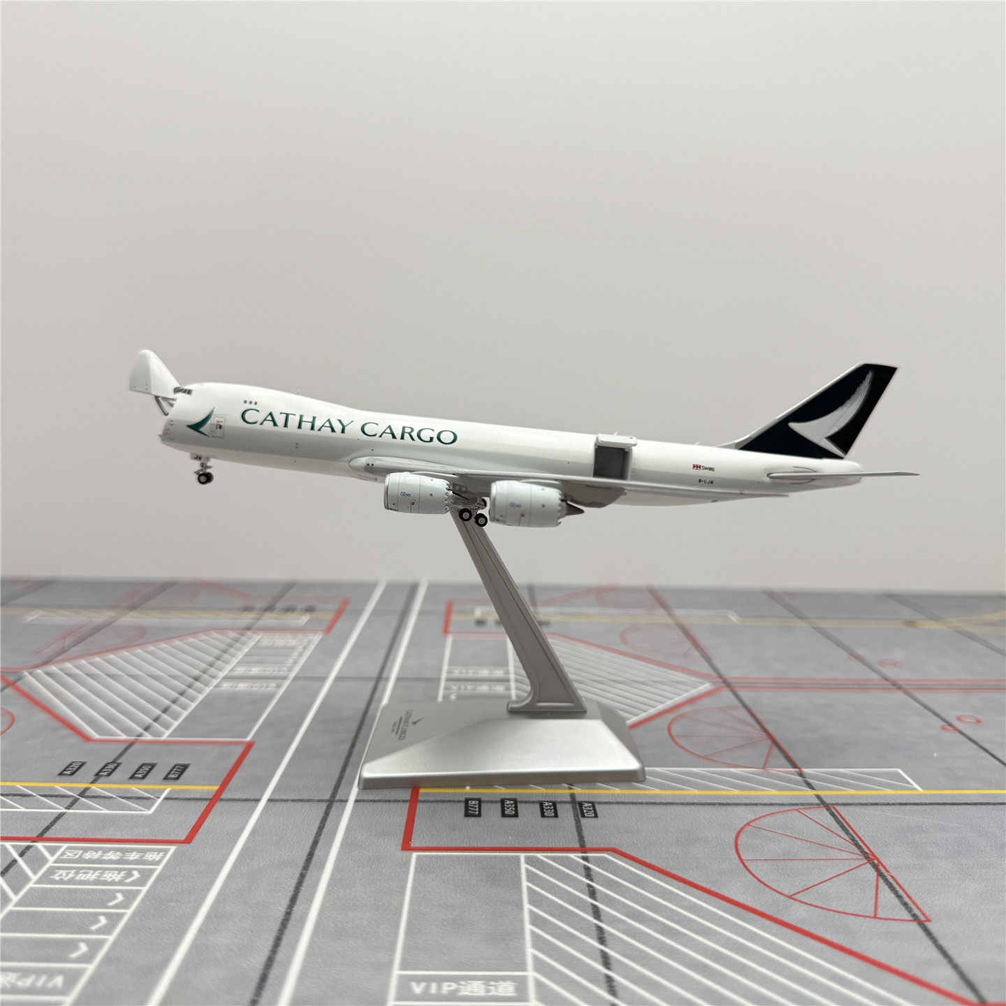 Yy wings 1/400 b-ljn cathay pacific b747-8f metal cargo aircraft model ...
