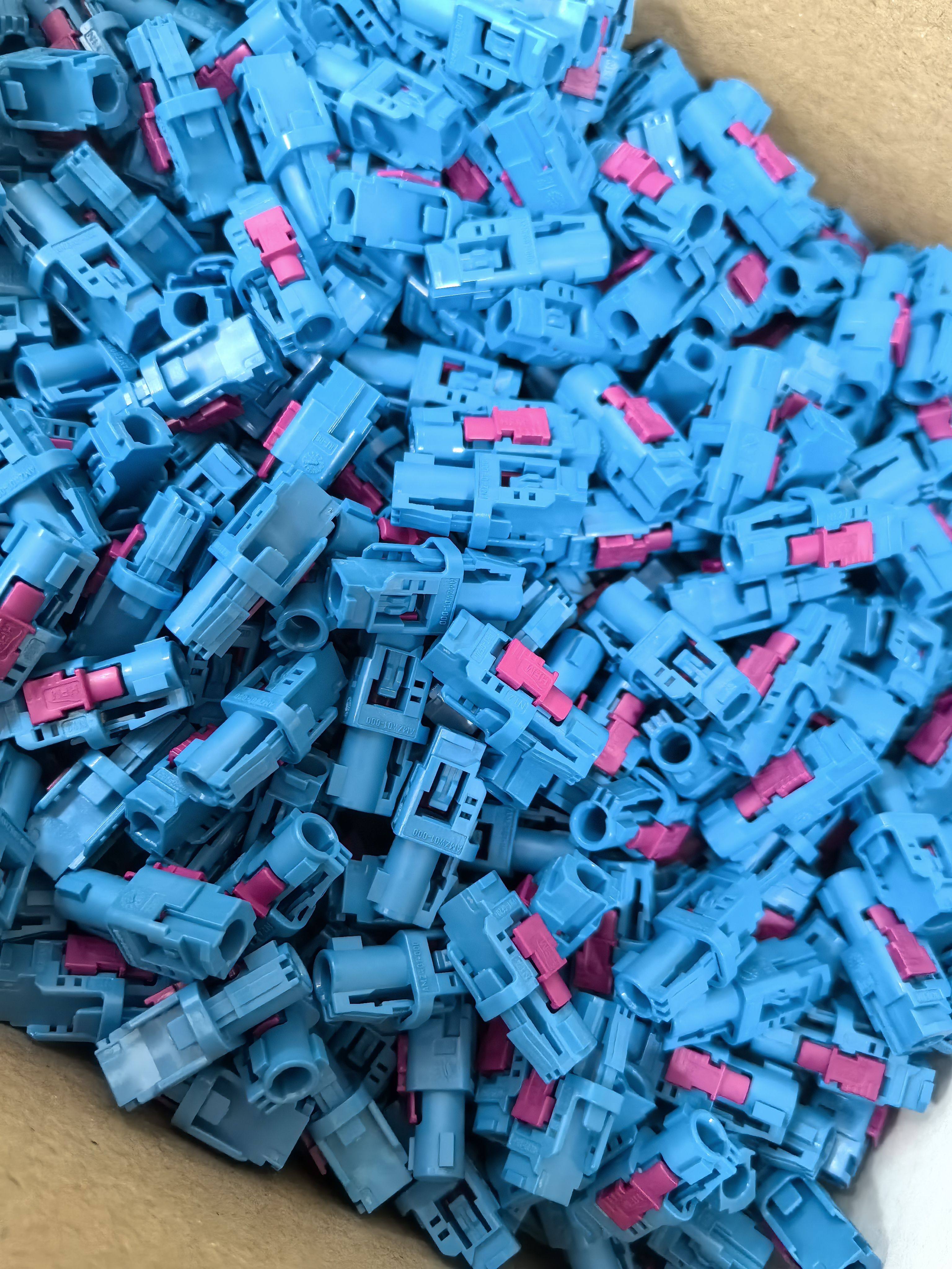 罗森HFM单腔母塑壳AMZW01-000-C现货