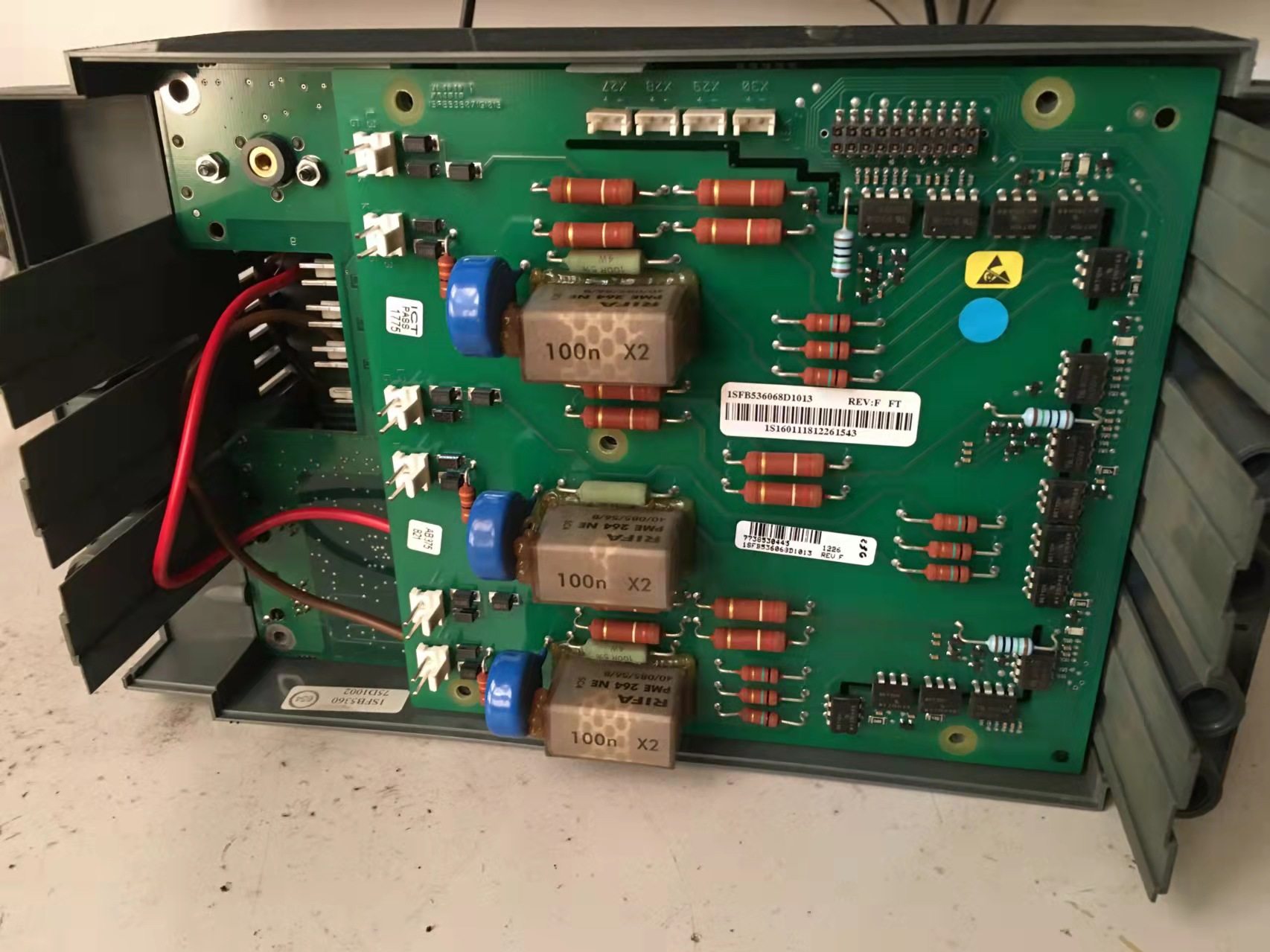 ABB PSTB控制板软启动故障全解析：主板配件故障维修面板不显示启动不了怎么办？-起动器-淘宝百科网