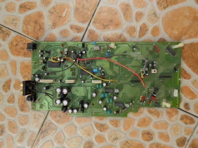 Disassembly decoding board Dual PCM61 dual PCM58 dual SAA7350 and other ...