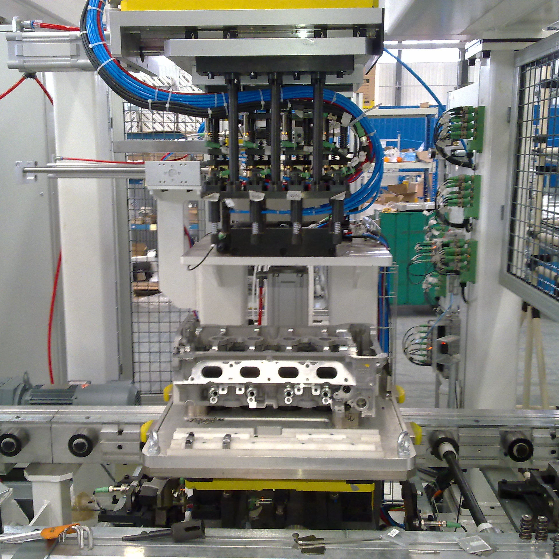 Delphi连接器接插件12110539 5P母壳黑，工业界的“黑科技小黑盒”来了！🖤_连接器_淘宝数码网