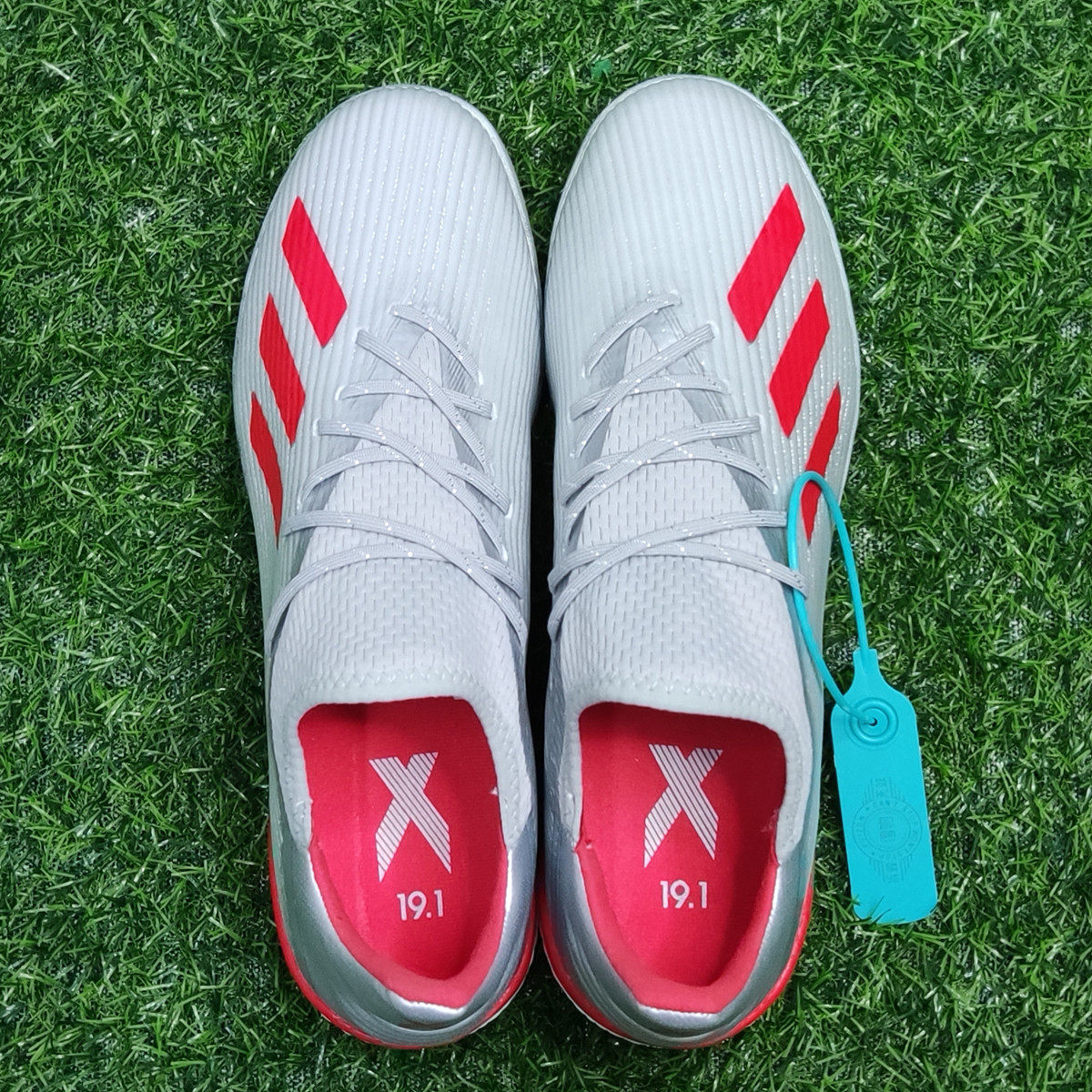 Messi limited edition x19.1 soccer cleats: same style as messi ...