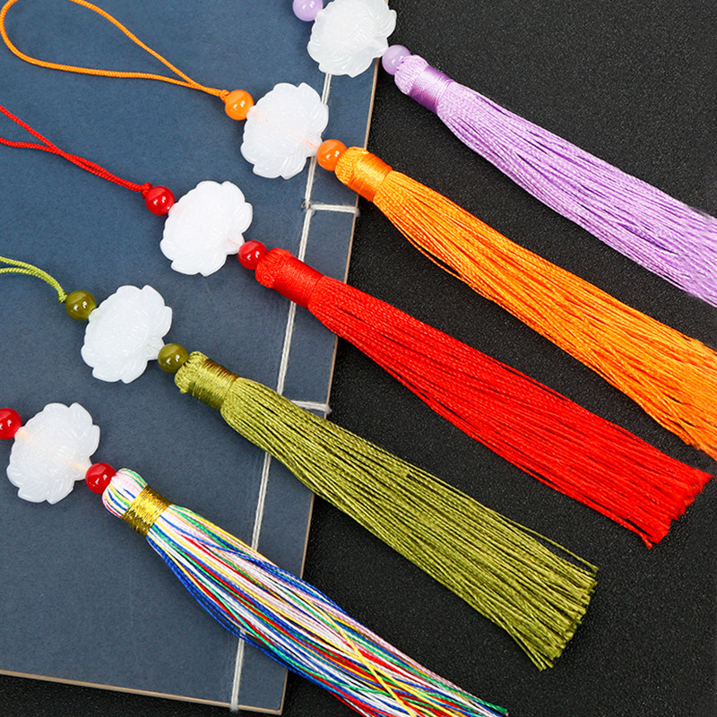 🌟 Hand-woven white jade lotus tassel, an aesthetic model of ancient ...