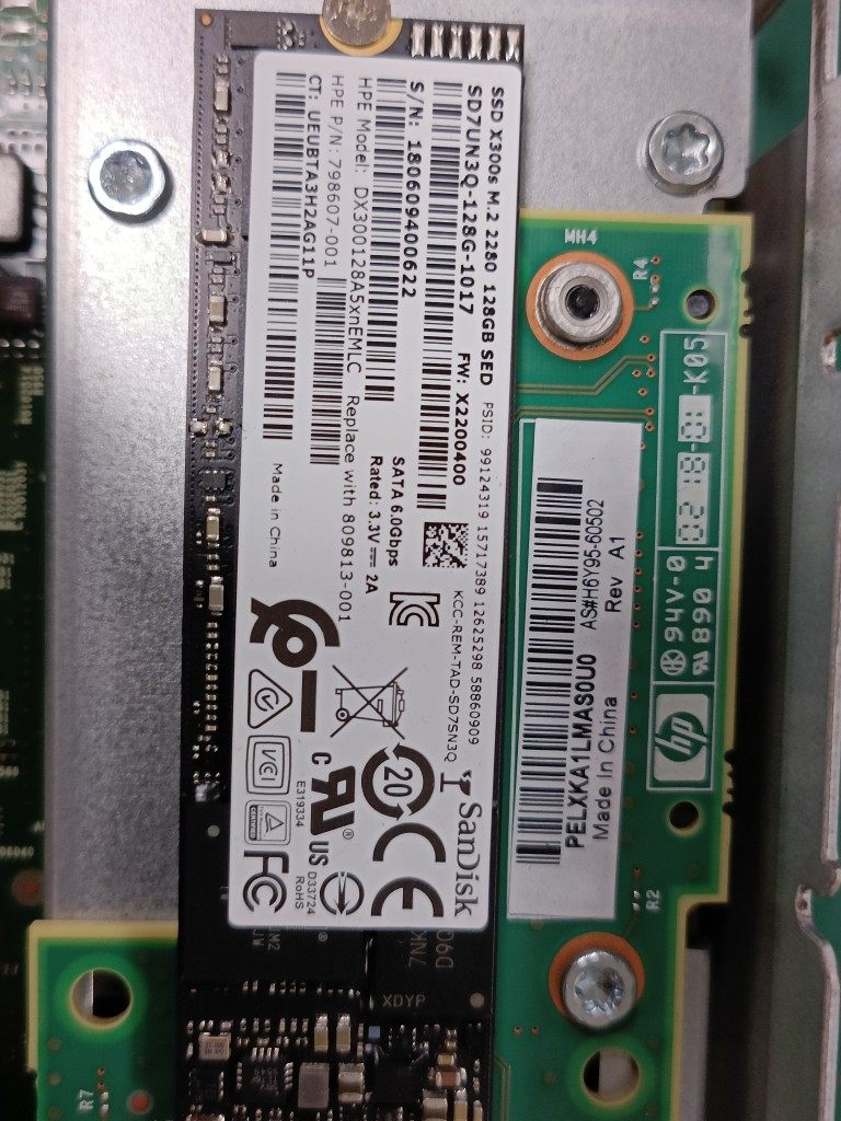 议价 HP 809813-001 798607-001 876595-001 3PAR8200 128GB