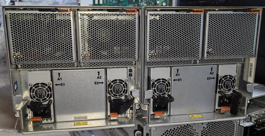 議價 IBM U1500 98Y9333 I/O Card Enclosur DS8880 二手