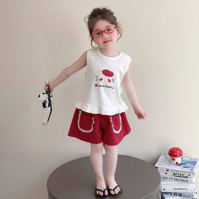 2025夏季新款女童套装：洋气背心+印花口袋裤，萌娃穿搭新宠儿！-儿童运动套装-淘宝好物网