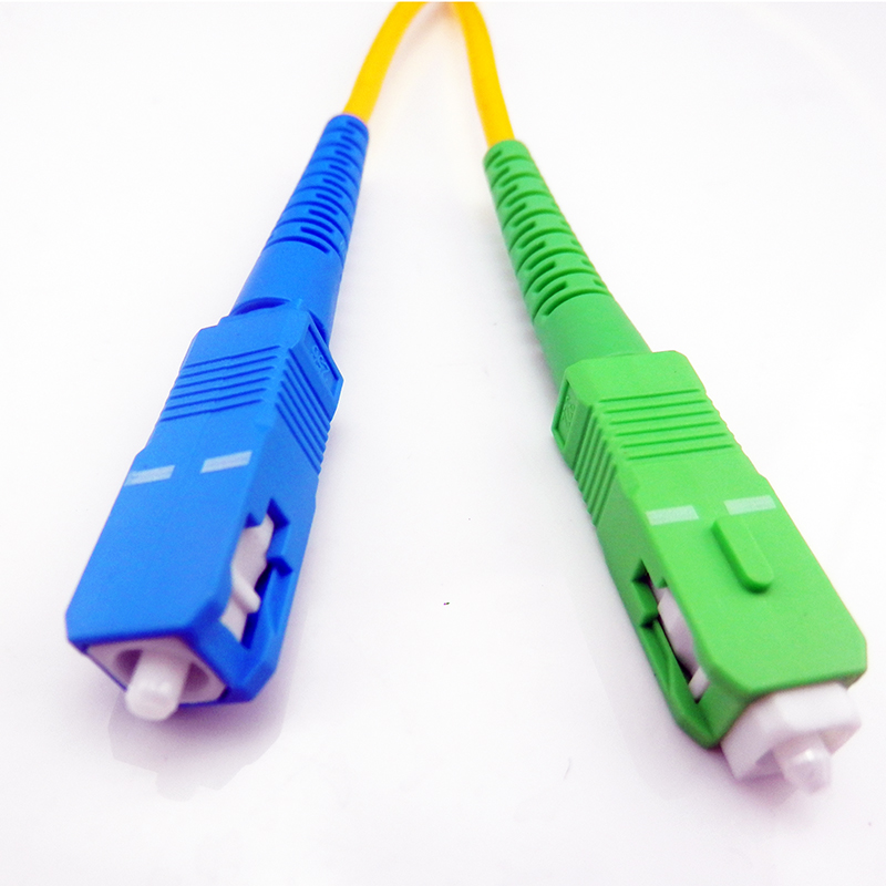 SC UPC-SC APC single mode 0 30 512330 m fiber optic jumper conversion jumper pigtail 8 degrees ...
