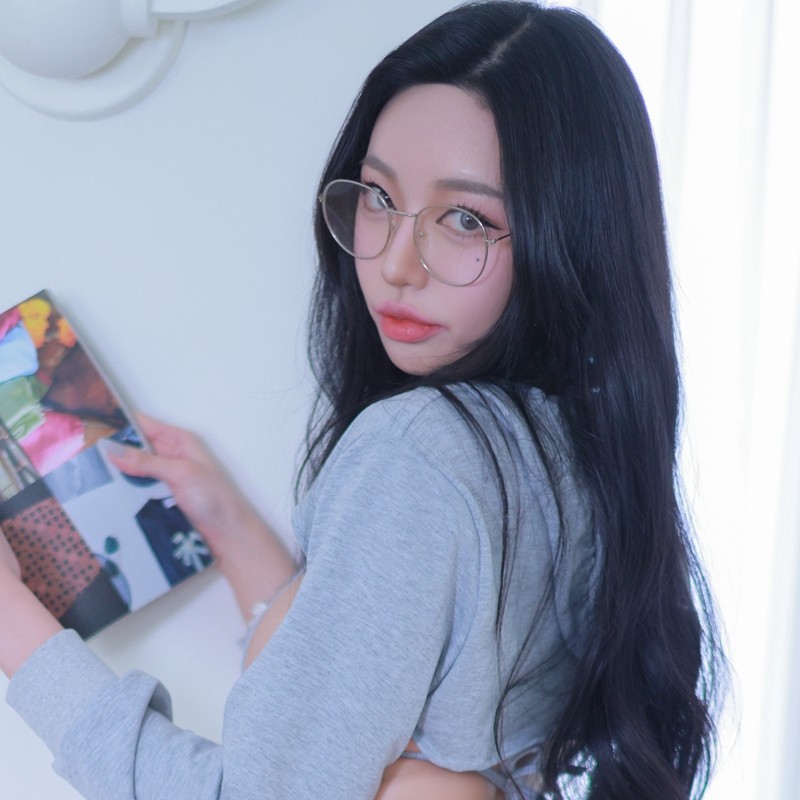 Dongeuran 동그란 韩国模特人气偶像艺人-Taobao