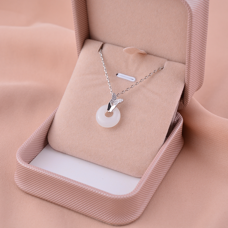 蝶恋平安扣女925纯银和田玉项链高级轻奢小众情人节礼物送女友ins-Taobao