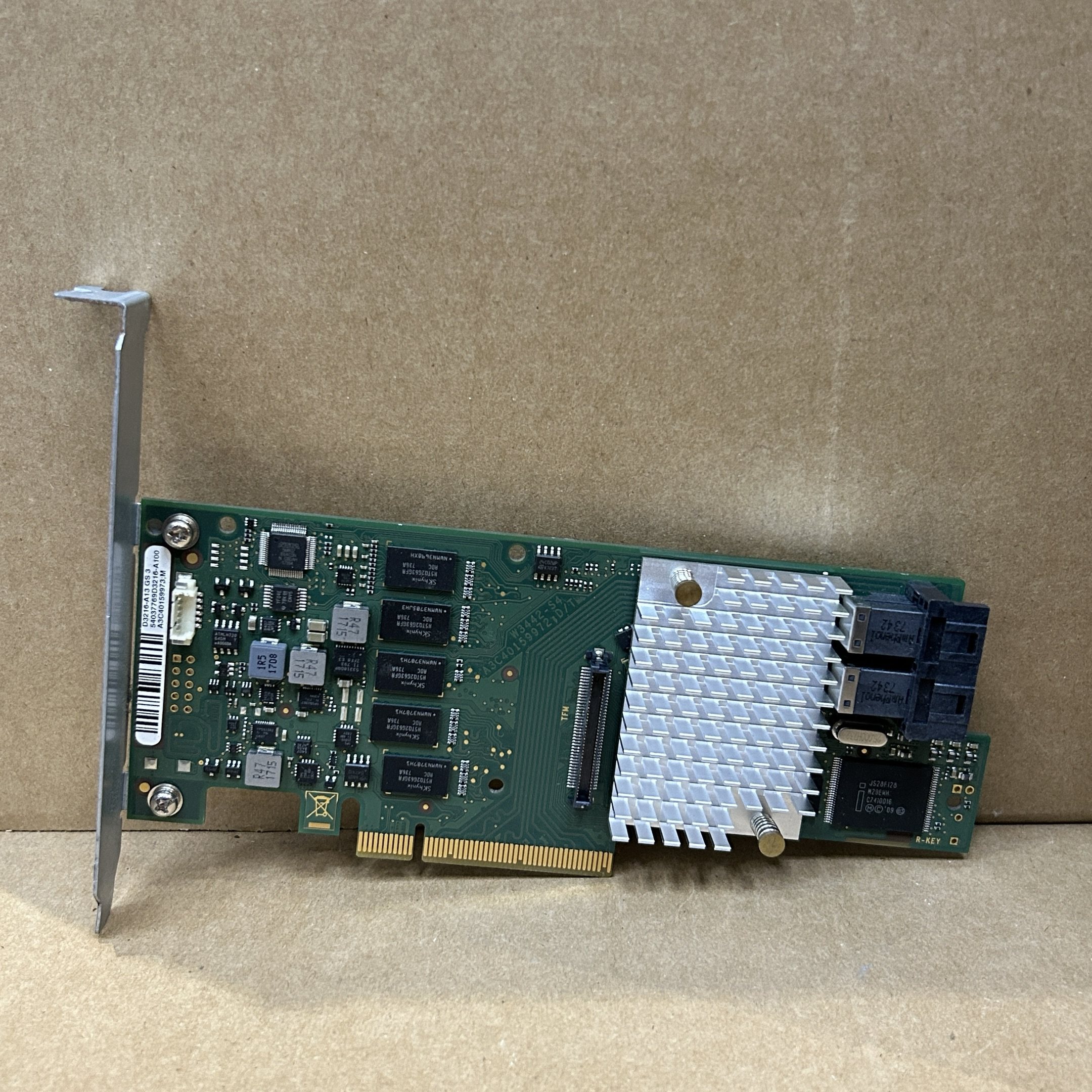 拍前询价：Microsemi RAID卡3152-8i/3154-16i 12Gb/s 2G/4G 怎么选？-假发配件-淘宝百科网