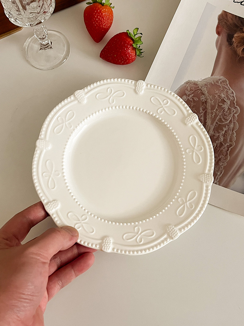 French retro high-looking plate ceramic breakfast plate small butterfly ...