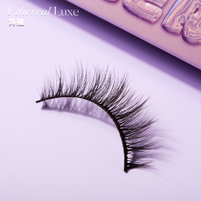 29元买到欧美博主同款假睫毛？异蕴F103到底值不值？_假睫毛_淘宝美妆网