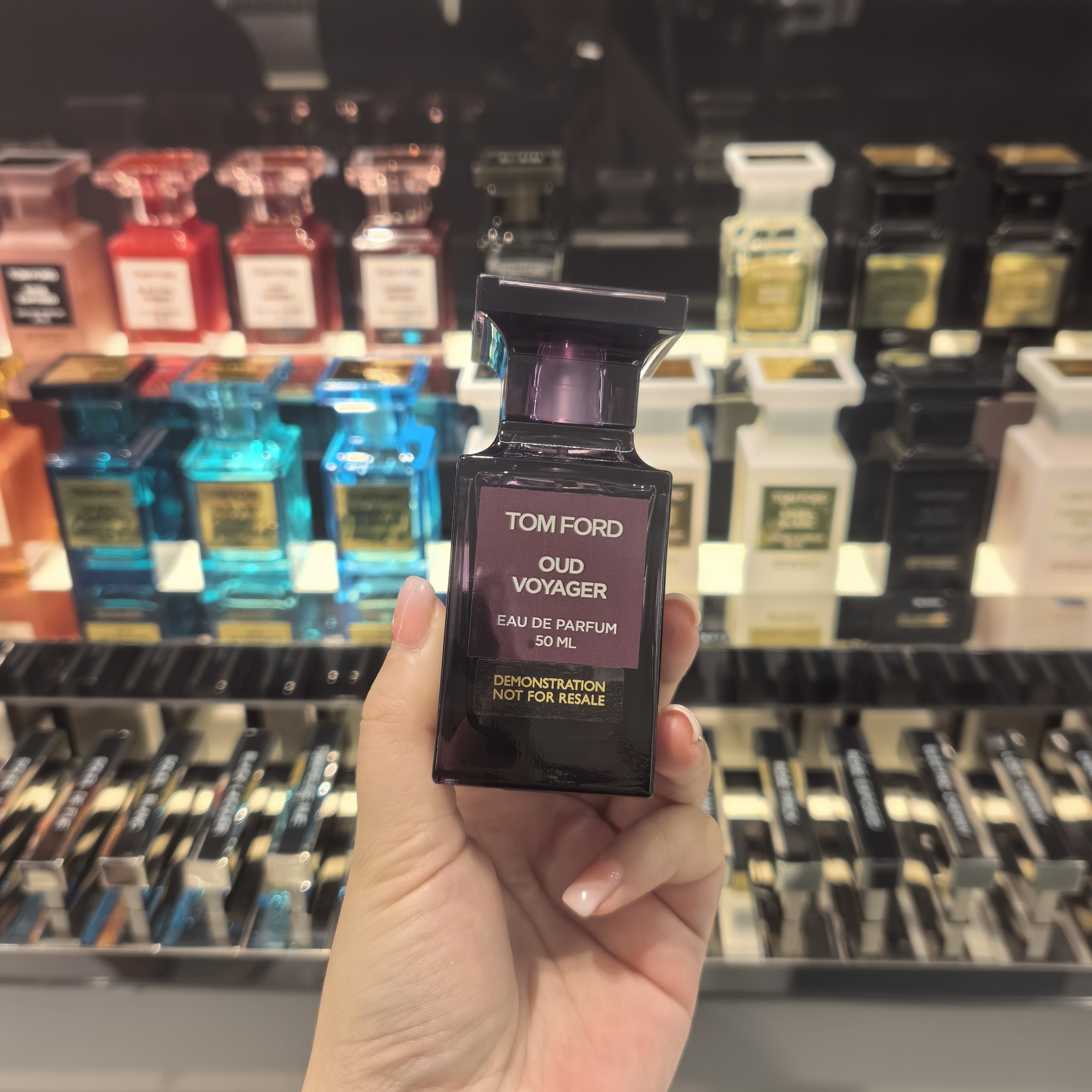 TF黑之黑绯境乌木Oud Voyager：沉稳气息的终极表达_香水_淘宝美妆网