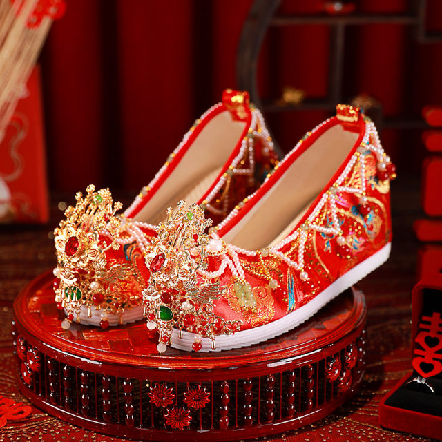 Handmade high-end customized wedding shoes for women with embroidered ...