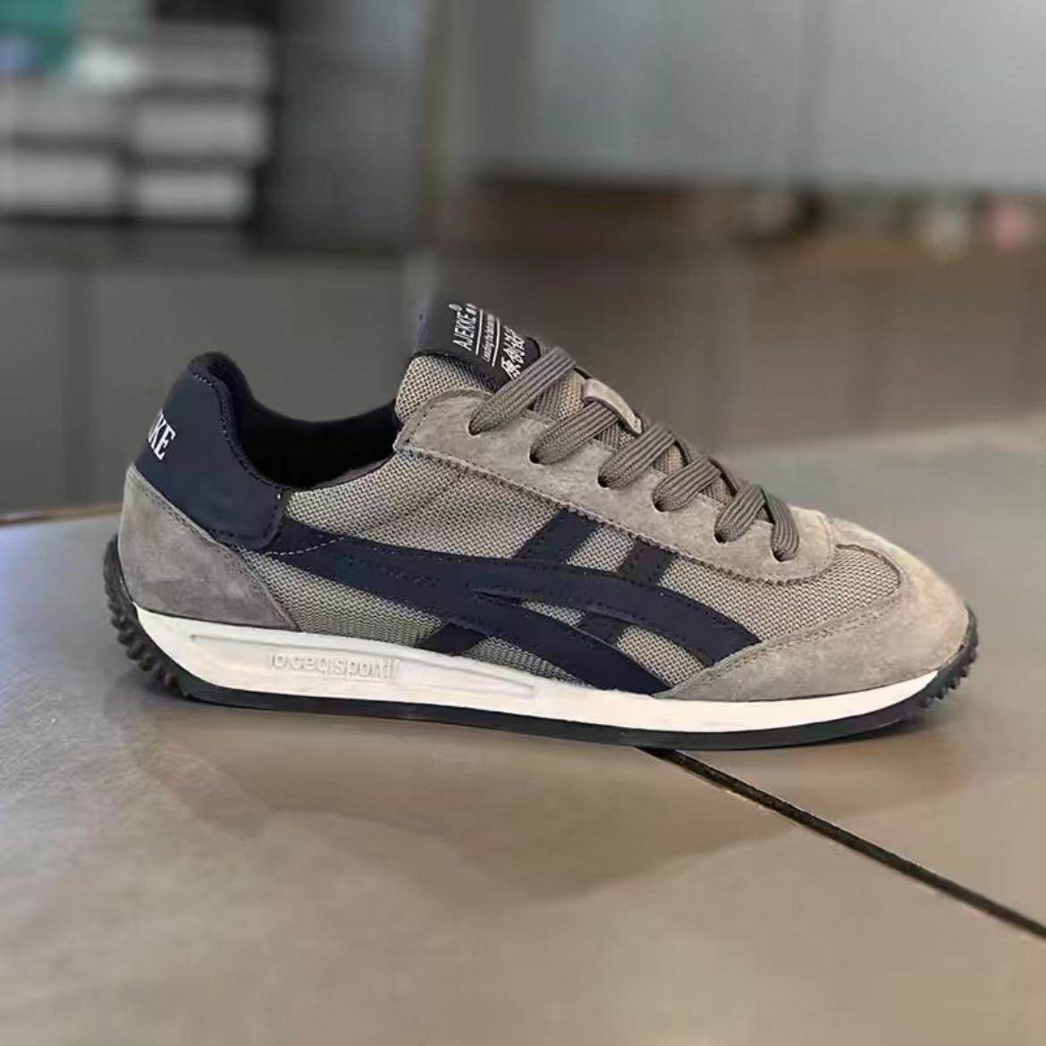 This trendy and versatile men's shoe, a hot-selling influencer favorite ...