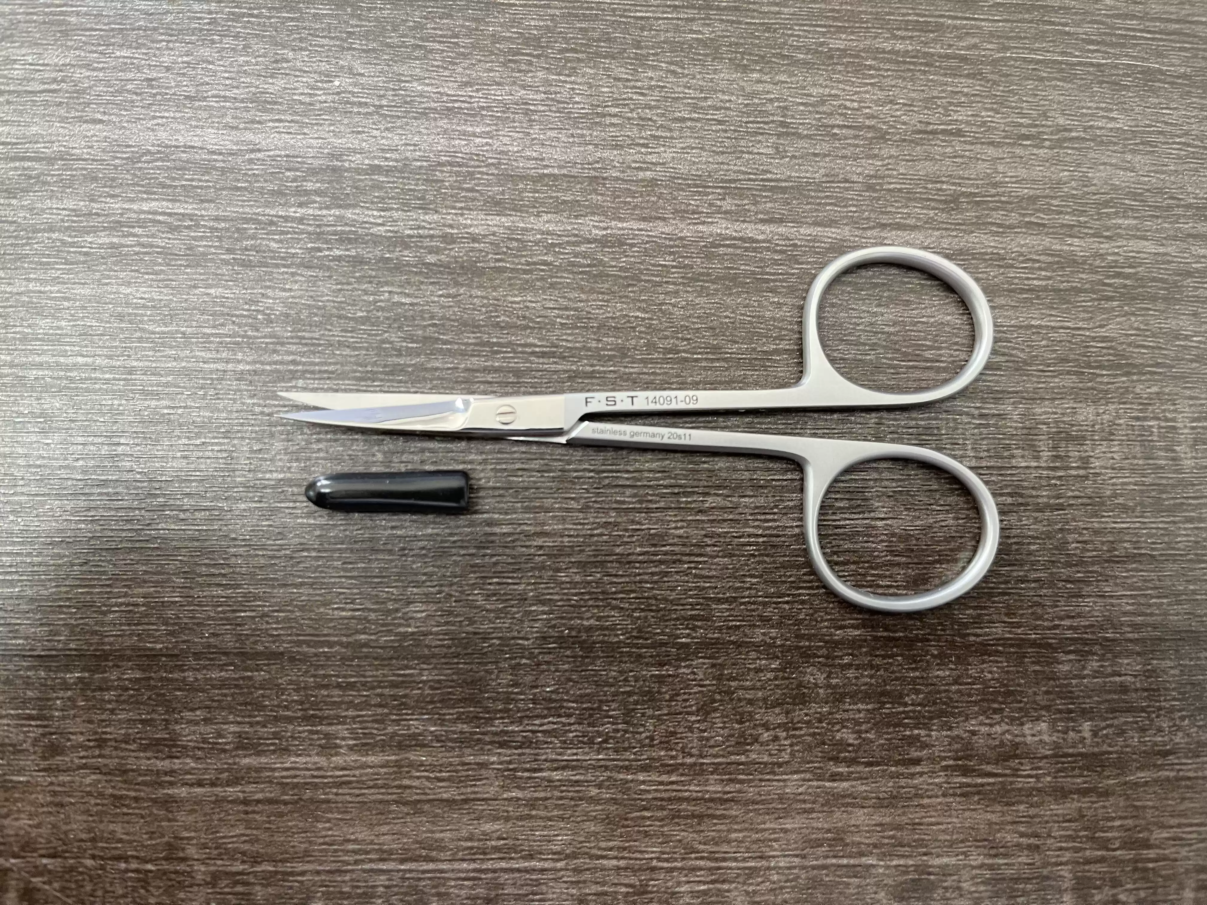 FST剪刀14090-09 Hardened Fine Iris Scissors FST剪刀14091-09