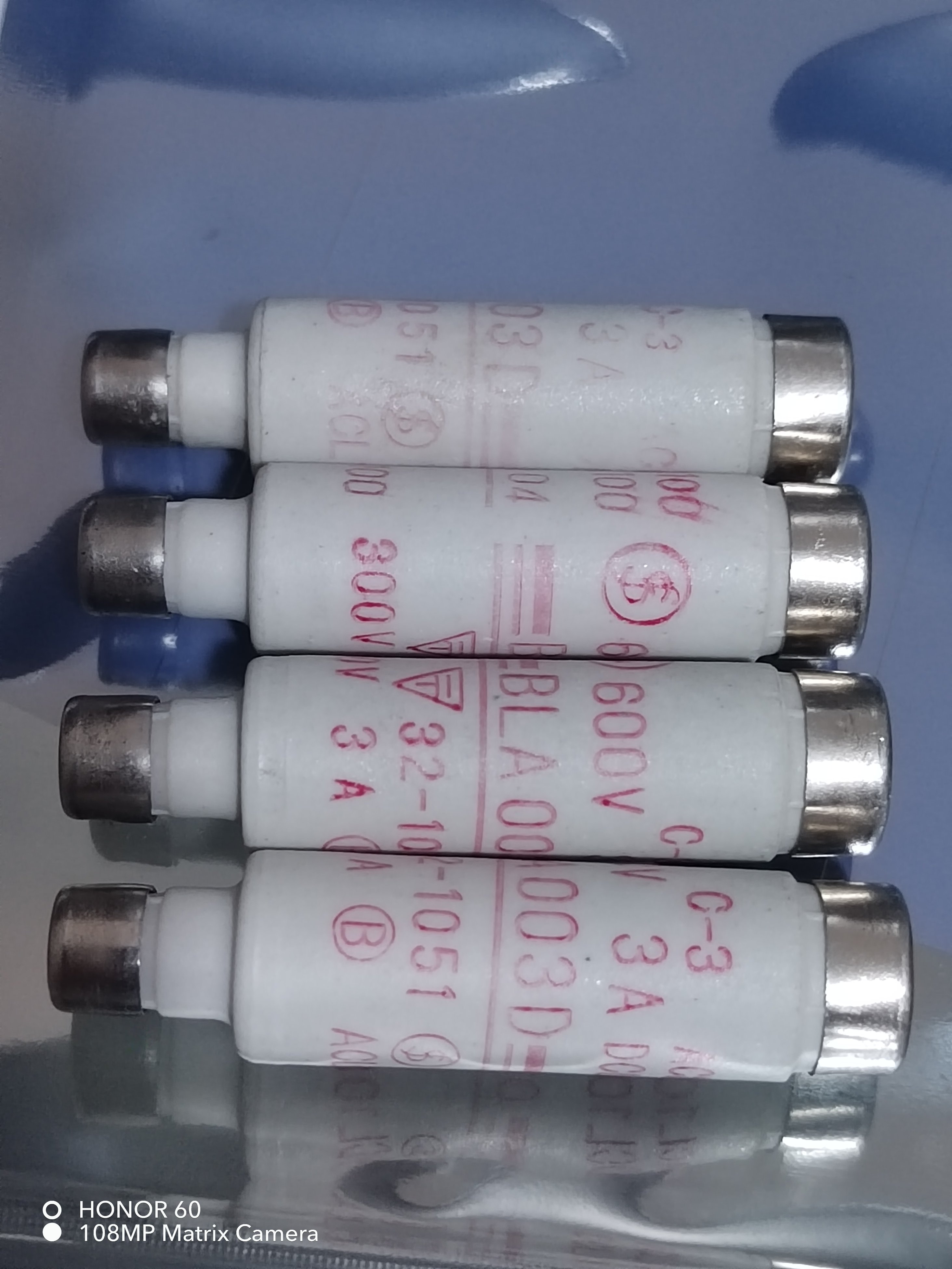 BLA003D BLA005 BLA010 BLA015 BLA020 富士熔断器BLA系列-Taobao