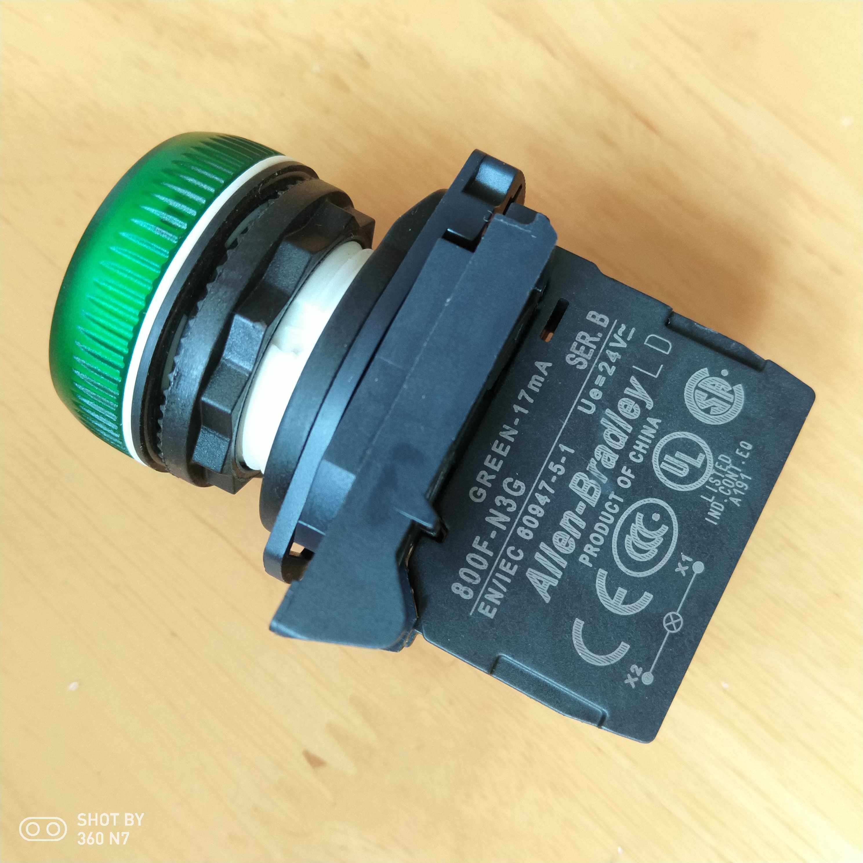 Купить AB 800FP-P3PN3G/N7G зеленый индикатор 800FP-P3+800F-ALP+800F-N3G ...