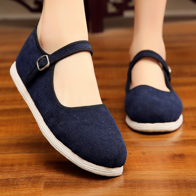 Thousand-layer bottom handmade old beijing cloth shoes: the warmth of ...
