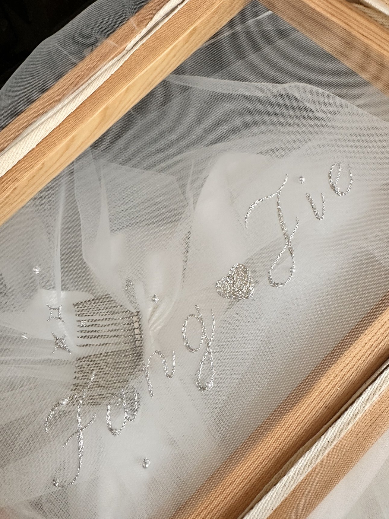 👑 Embroidered veil design: custom pure letter styles. embroidered ...