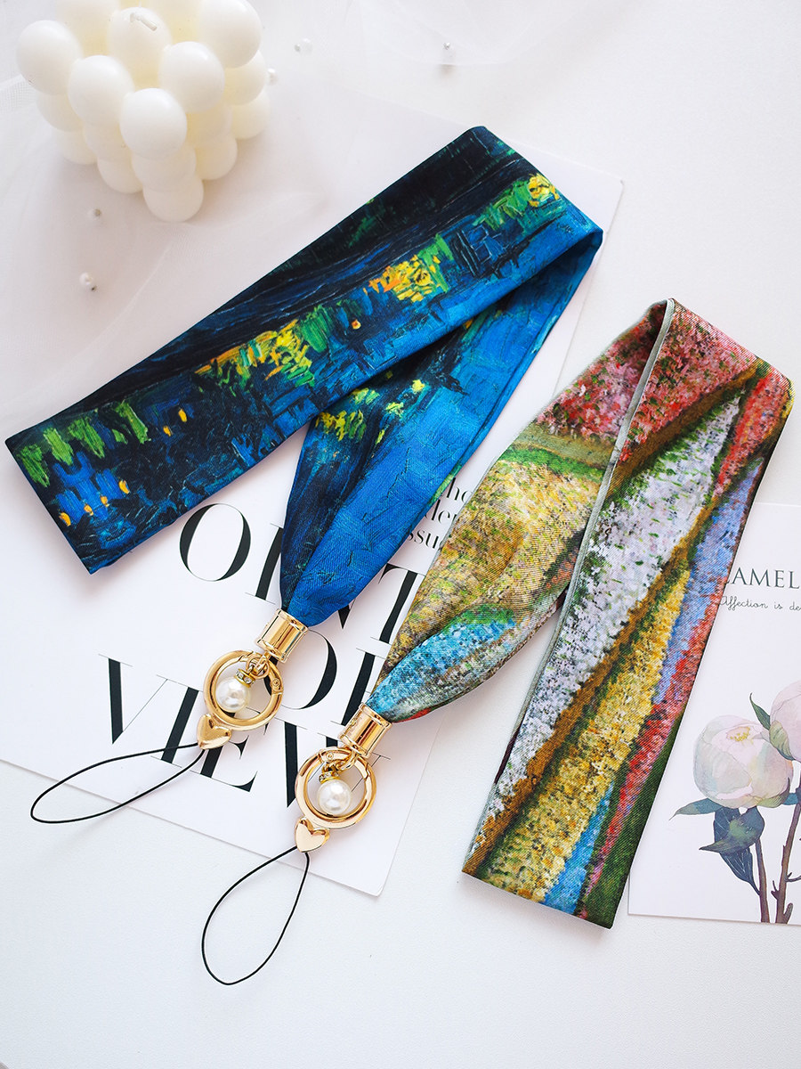 绝美出圈！这条手机挂绳让我的iPhone秒变高定艺术品🎀 _手机挂件_淘宝数码网