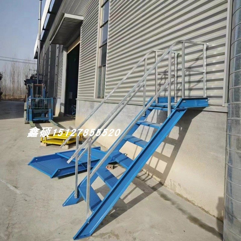 Steel inclined ladders for foundation pits: an efficient passage ...