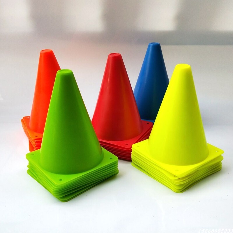 What's so special about the 18cm marker bucket in football training ...