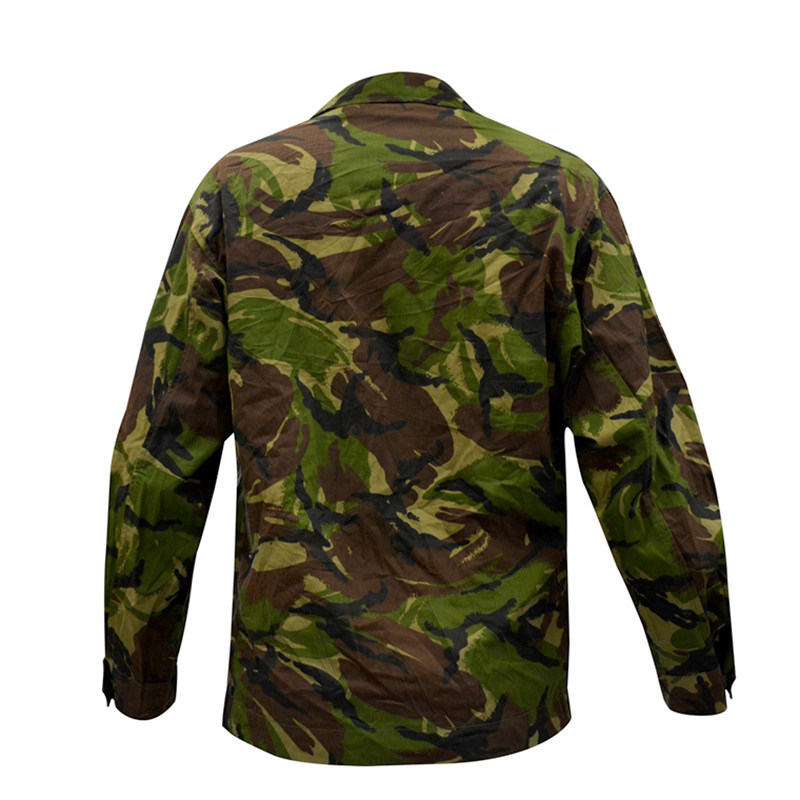 [USD 47.83] The British military's original product is published. The ...