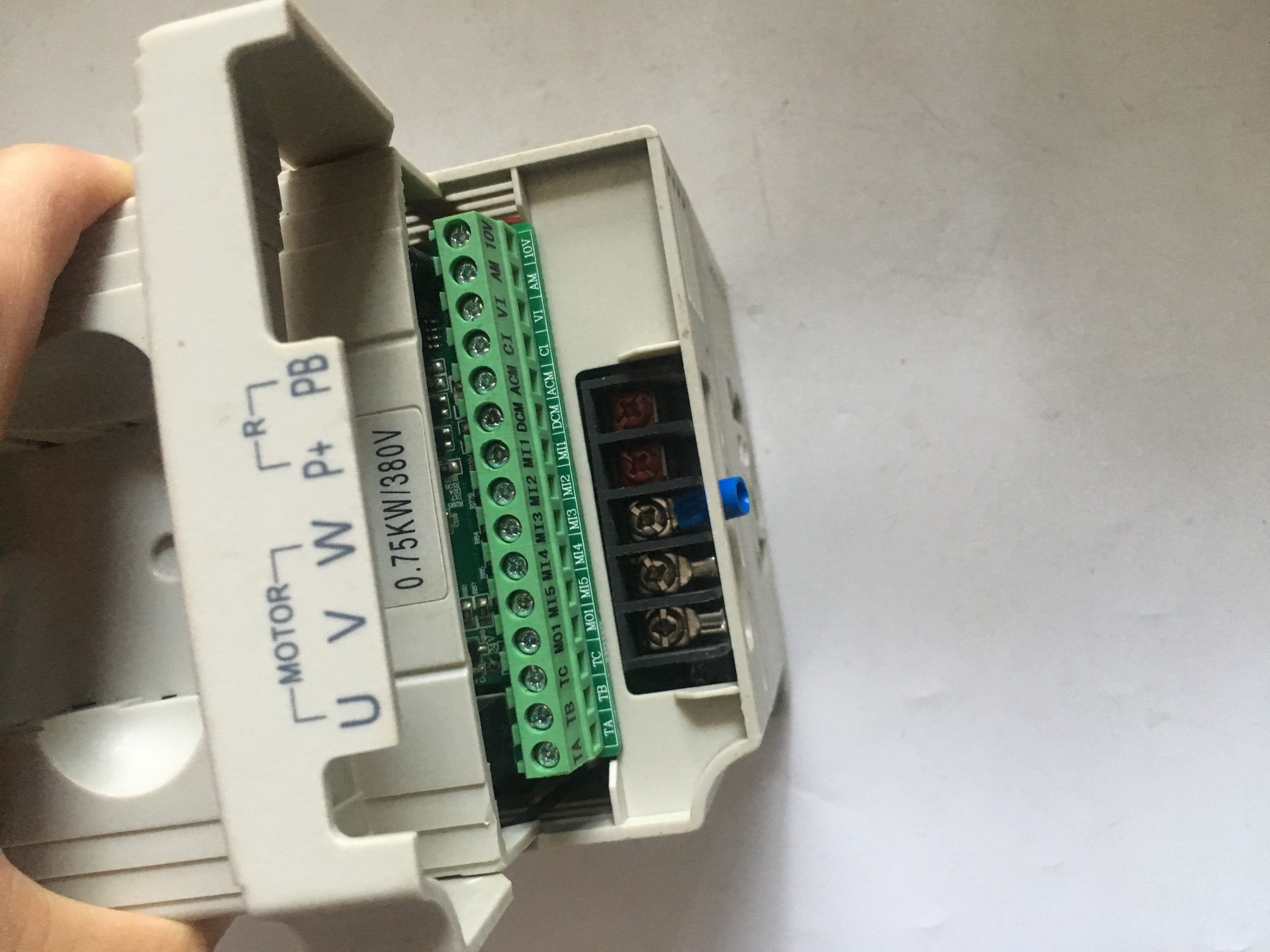 JTE INVERTER 2.2KW 0.75KW 380V inverter JTE320S V0022G3 V0007G3