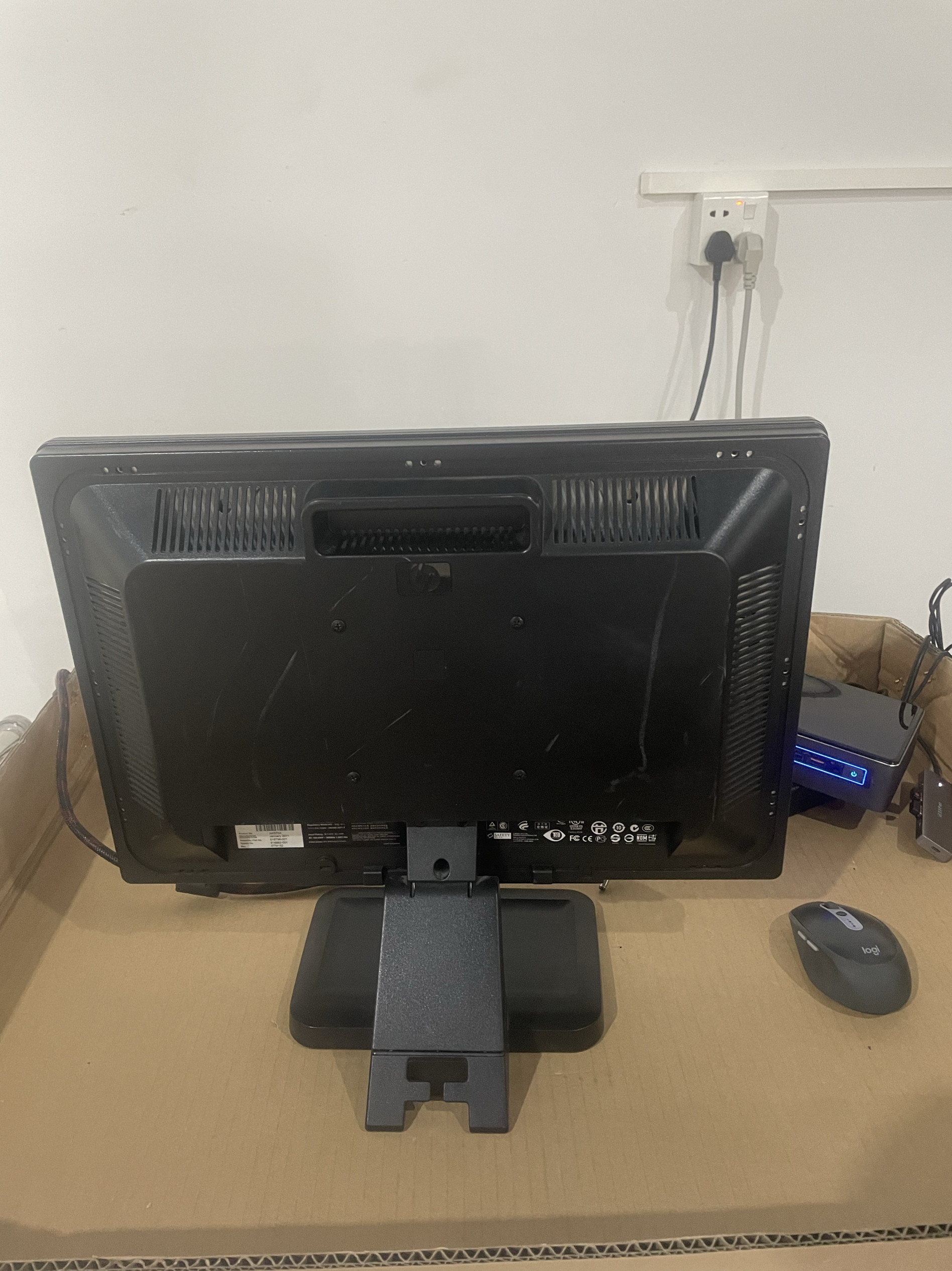 惠普LE1901W 19寸CCFL显示器｜老古董还是宝藏神器？真实测评告诉你答案！-拼接屏-淘宝好物网