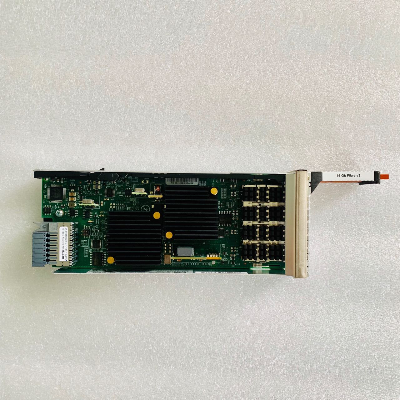303-392-000A-07 EMC Unity500/600 4-port 16g FC 光纤卡