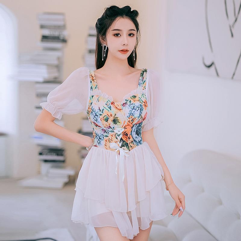 泳衣女大码胖mm裙式显瘦遮肉复古碎花仙女范保守连体温泉游泳装-Taobao Singapore