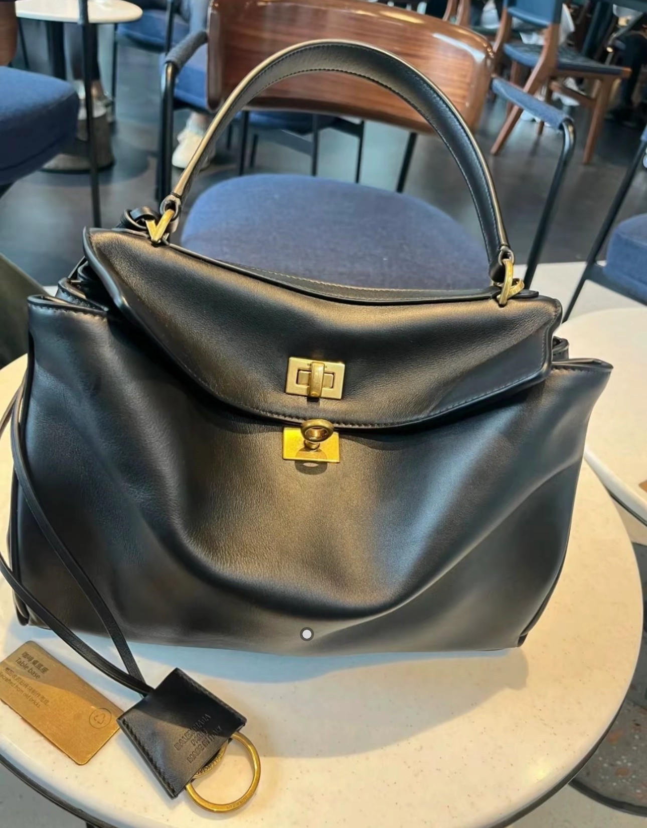 巴黎世家redeo系列价格是多少？-巴黎世家-淘宝百科网