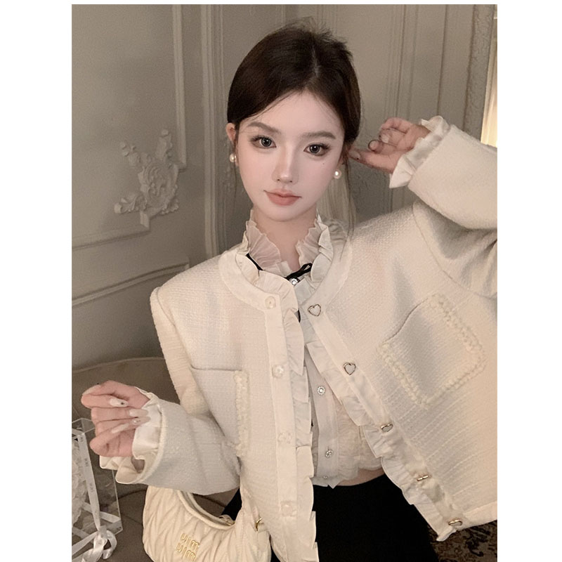 三三家 秋季气质名媛白色开衫新款上衣正肩毛呢外套休闲时髦女ins-Taobao