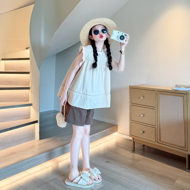 女童夏装套装2025新款🔥：洋气无袖上衣+薄款短裤两件套，妈妈再也不用担心搭配难题！🌟-套装-淘宝好物网