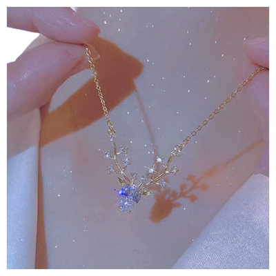 一鹿有你小麋鹿吊坠项链高级感时尚锁骨链2024新款女蝴蝶爱心月亮