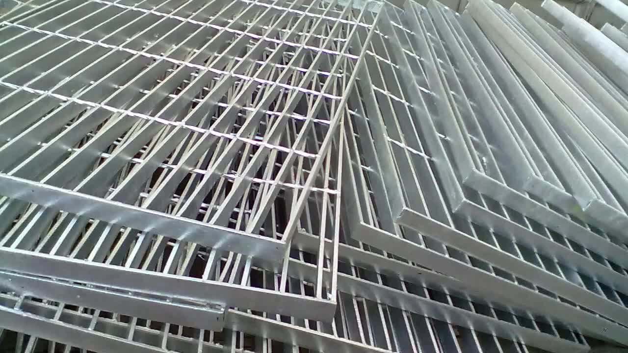 Pavement Steel Grating Metal Floor Drain Drainage Grating Cover ...