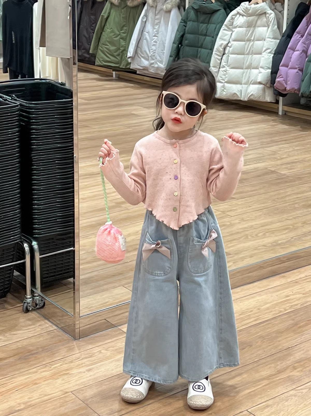 韩系童装2024春季韩版女童套装女宝宝粉色毛衣蝴蝶结阔腿裤牛仔裤-阿里巴巴