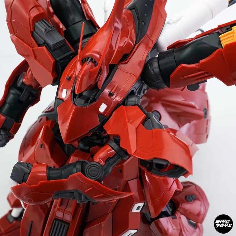 RED SOUL 1/144 RG NIGHTINGALE MODEL KIT