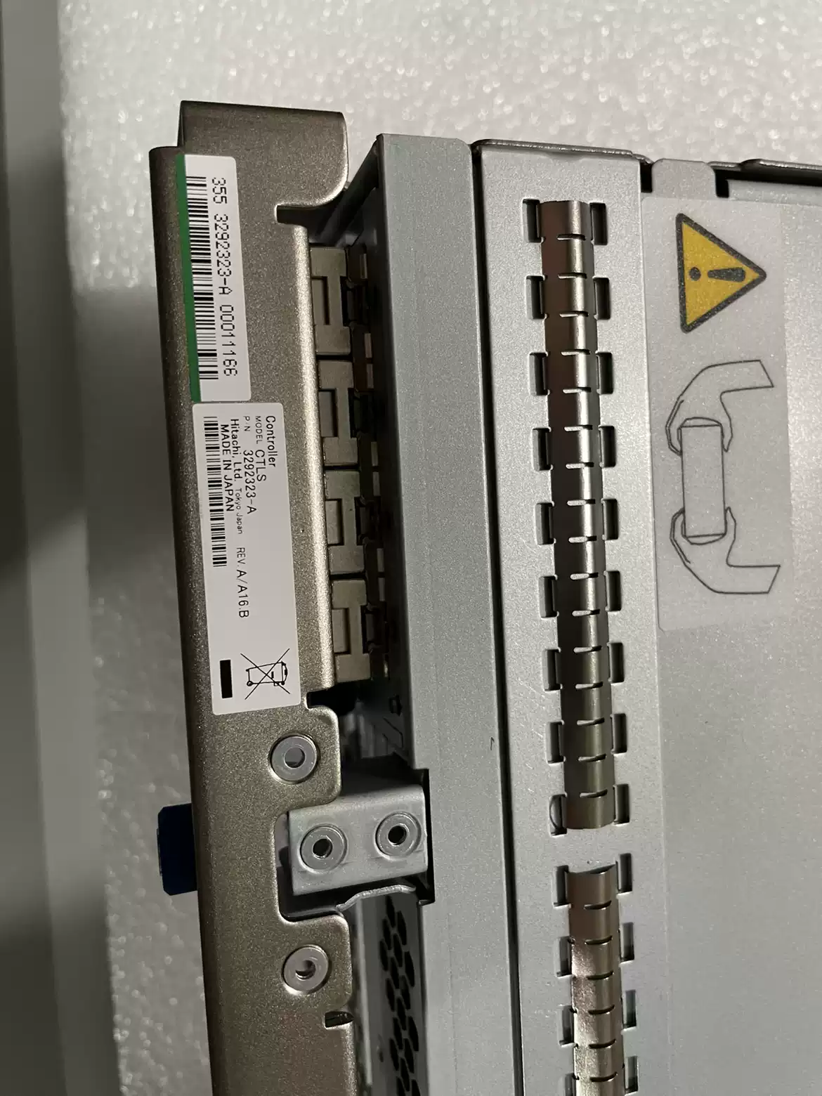 Hitachi Vantara HDS VSP G350儲存控制器 3292323-A 3293657-A