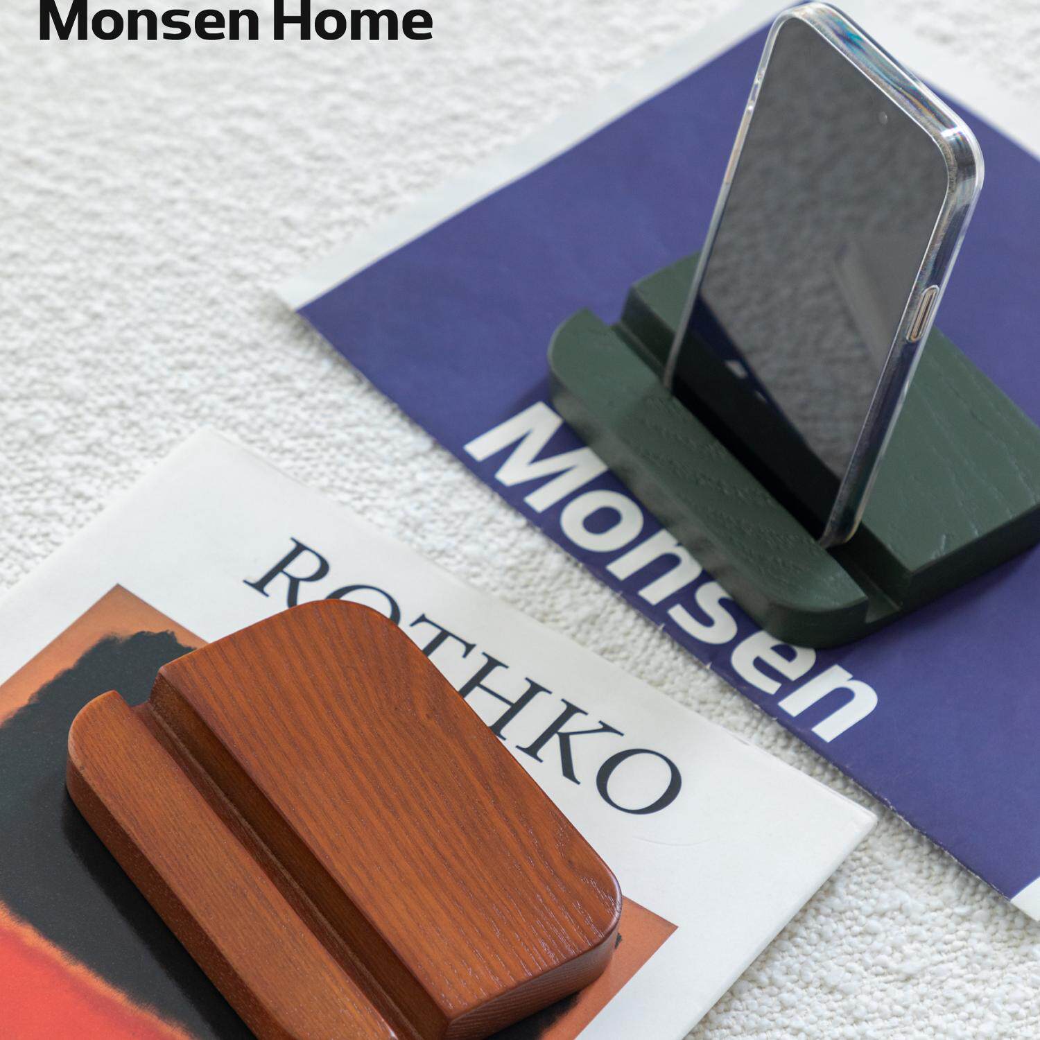 Monsenhome wood samples to create your stylish mobile phone holder!